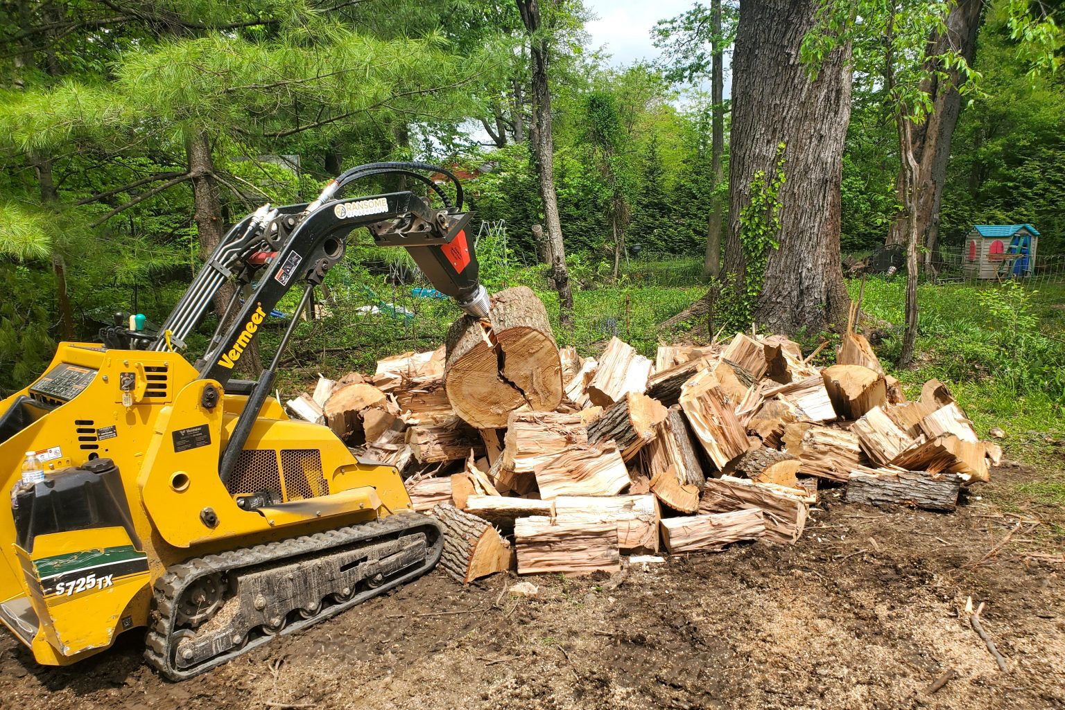 Log Splitting - Concrete Pulverizers, Stump Splitter, Excavator ...